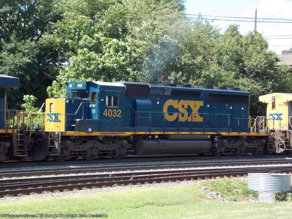 CSX 4032